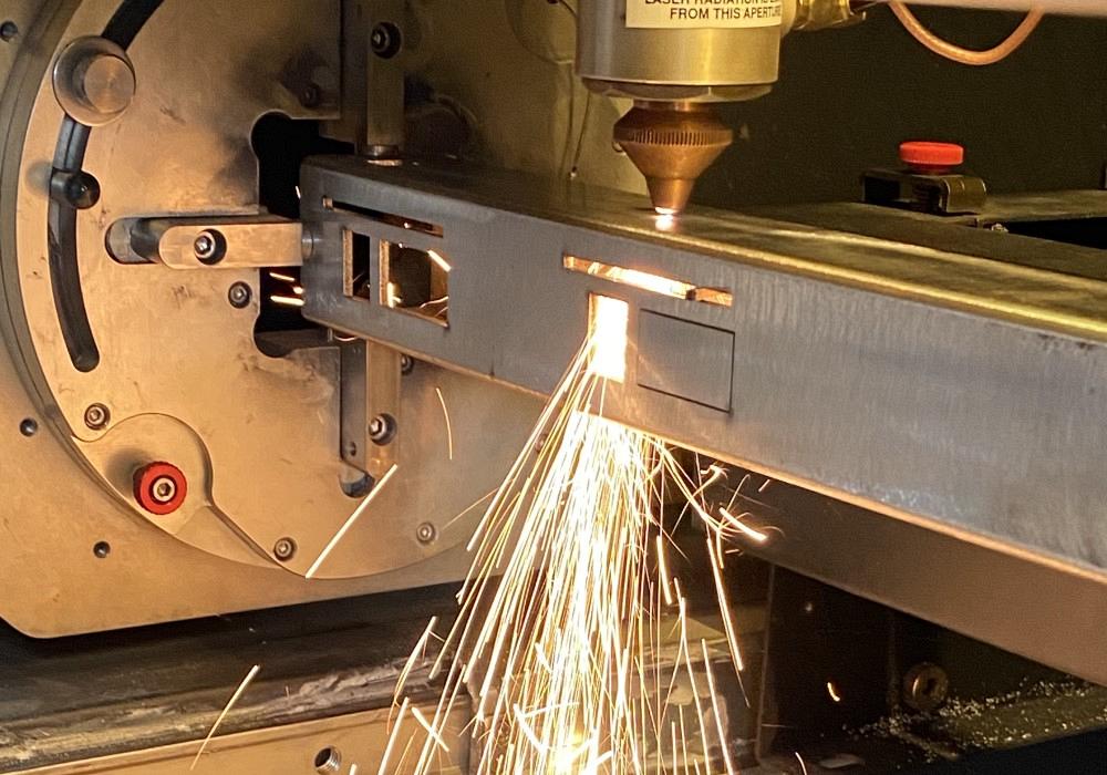 Buying Metal Laser Cutters: 4 Things You Need to Know - InSerbia News